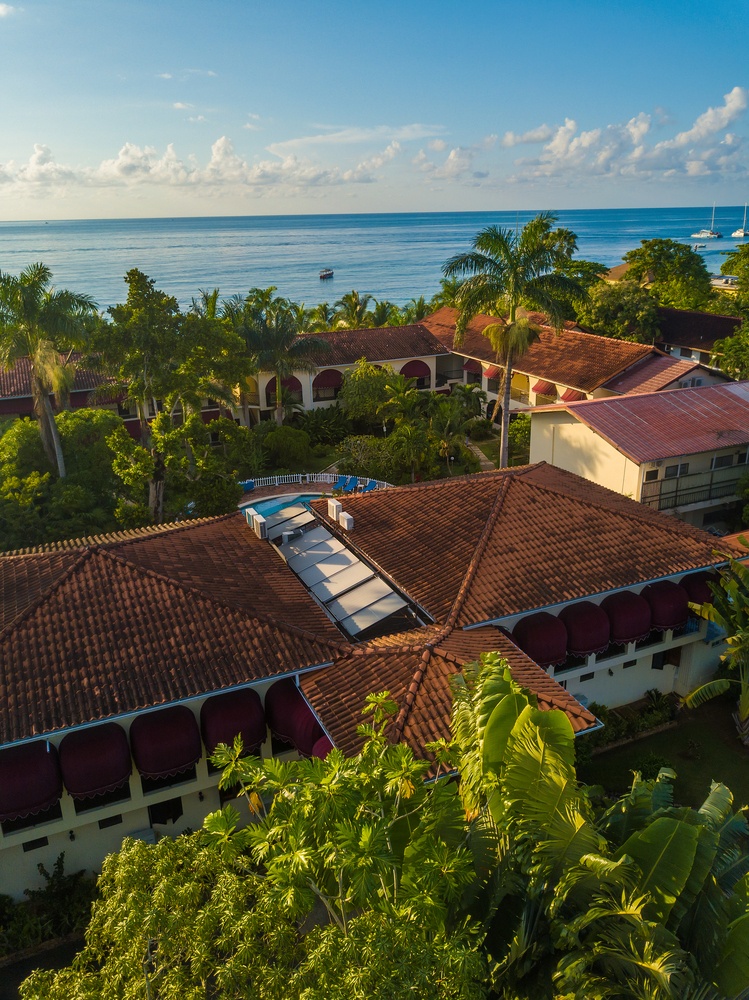 Charela Inn - Negril Beach Hacienda