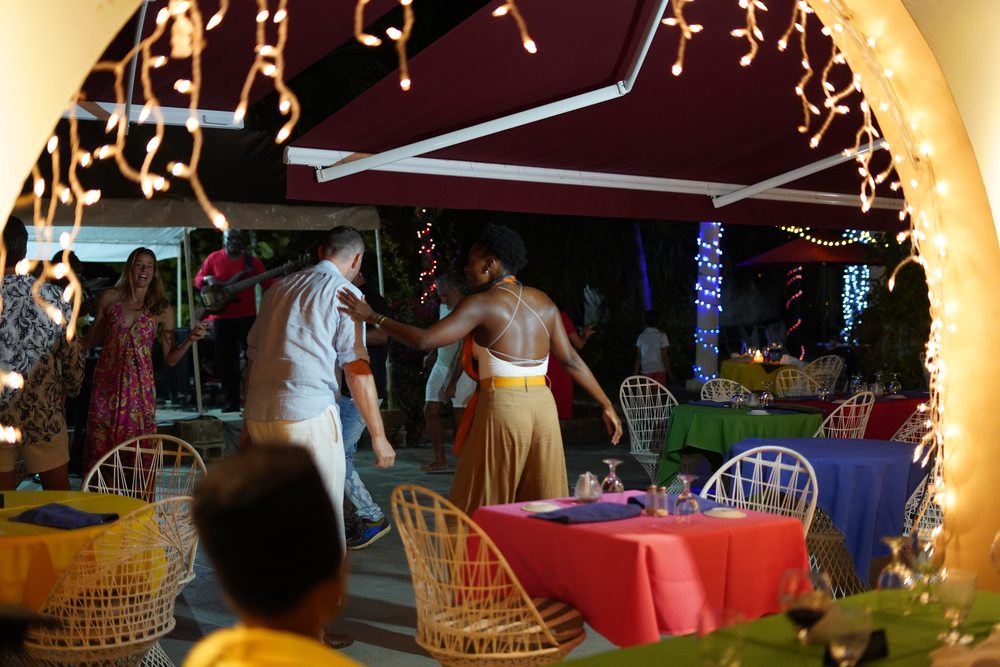 Charela Inn - Live Music Entertainment